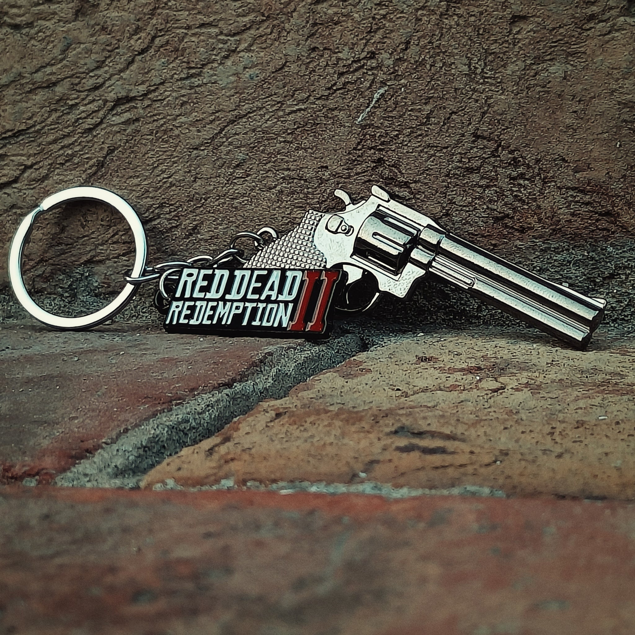 Red Dead Redemption 2 Keychain – Virtual Vault